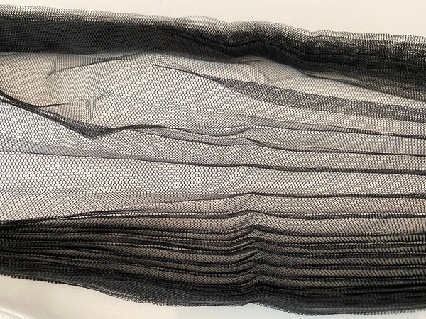 Craftuneed job lot 2 pieces black & white pleated hard tulle fabric se ...